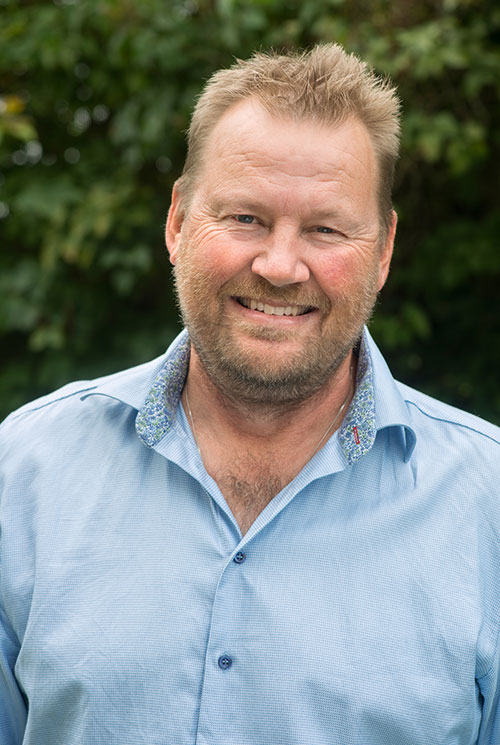 CONNECT | New Wave Profile